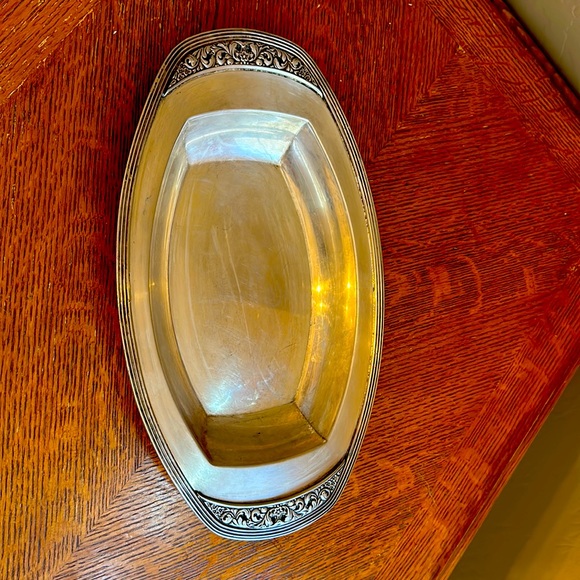 Oneida | Kitchen | 93s Oneida Community Coronation Silver Oval Bowl ...